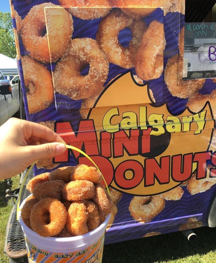 Home - calgaryminidonuts.com